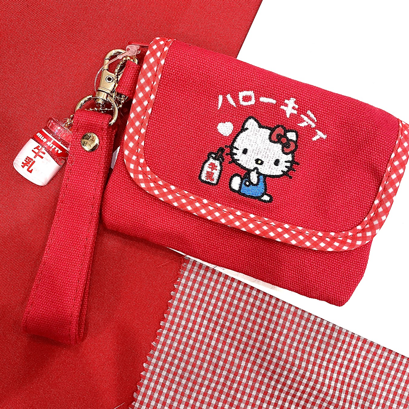 Hello Kitty "Kana" Pass Case – Secret Surprise Shop