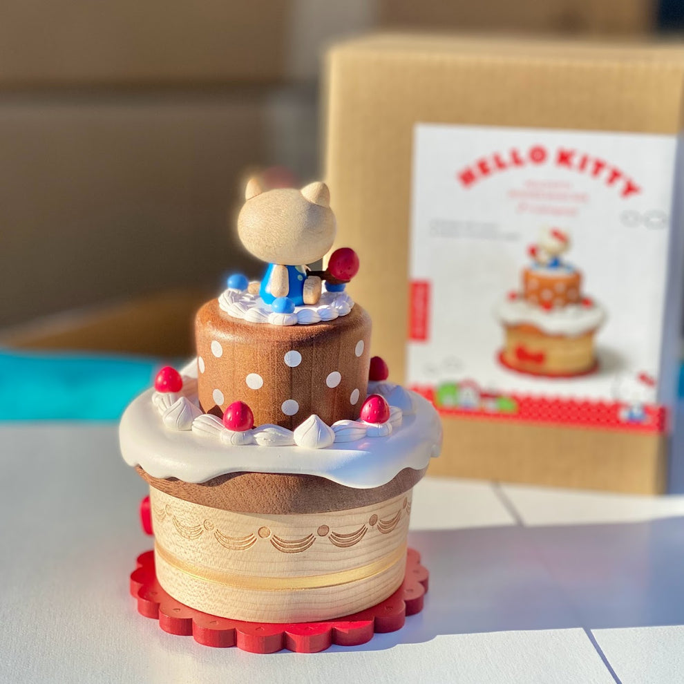 Jeanco x Hello Kitty "Strawberry Cake" Music Box – Secret Surprise Shop